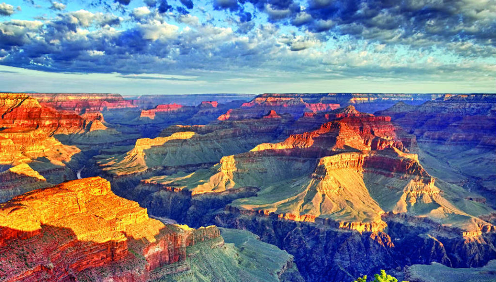 America's Grand Circle Region • Essentially America